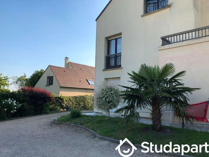 Appartement 1 pièce à louer à Reste des Chenes-Le Ponceau, Cergy