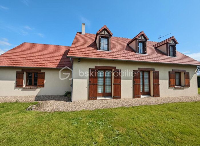 Maison à vendre - Verneuil-sur-Avre - 6 pièces - 4 chambres