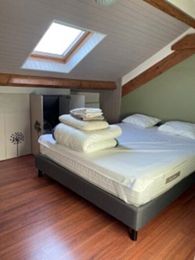 Appartement à louer - Italie-Jacotot, Aix-les-Bains - 2 pièces - 1 chambre