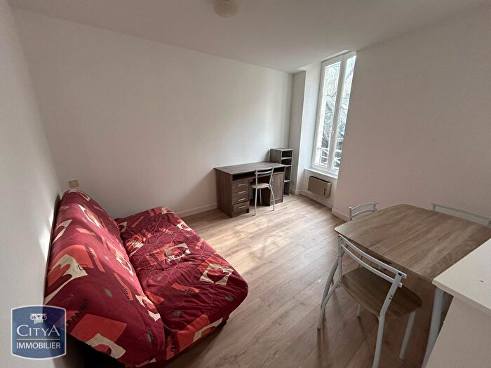 Appartement à louer - Laval, Les Fourches - 1 pièce