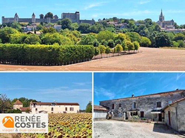 Maison à vendre - Villebois-Lavalette - 12 pièces - 7 chambres