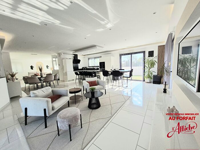 Maison à vendre - Lespinasse - 5 pièces - 4 chambres