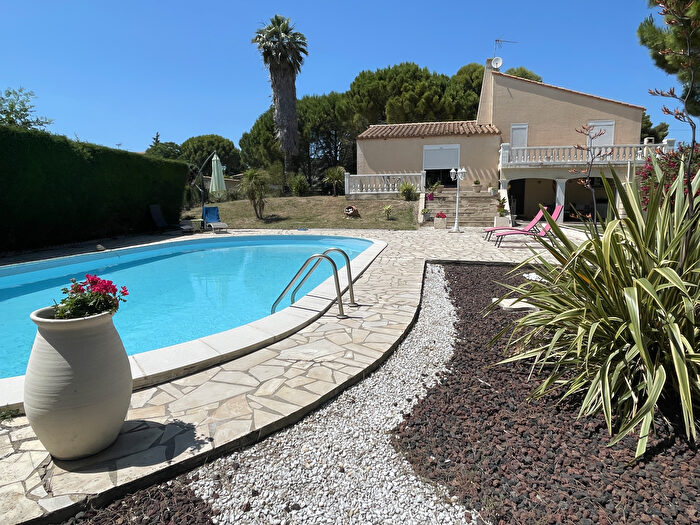 Maison à vendre - Narbonne - 4 pièces - 3 chambres