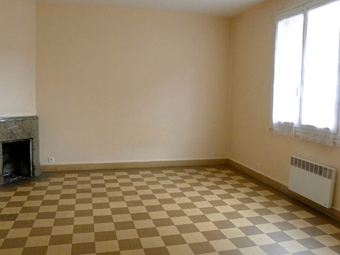 Appartement à louer - Louviers, Centre-ville - 1 pièce