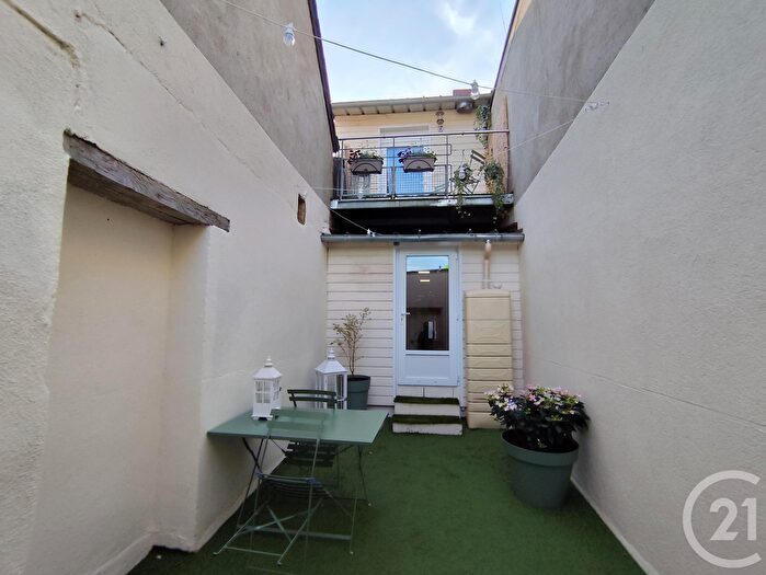 Maison à vendre - La Châtre - 4 pièces - 3 chambres