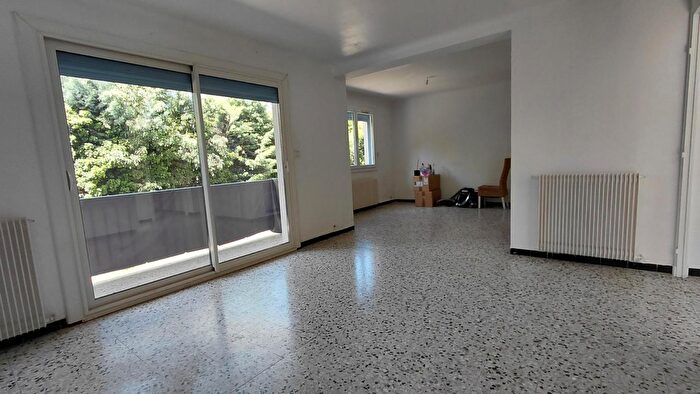 Appartement 3 pièces à Salon-de-Provence, Monaque, Craponne, à louer