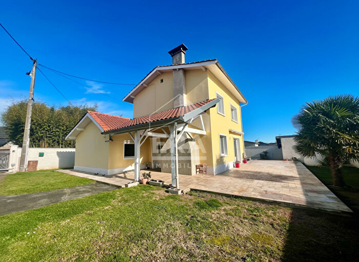 Maison à vendre - Juillan - 5 pièces - 4 chambres