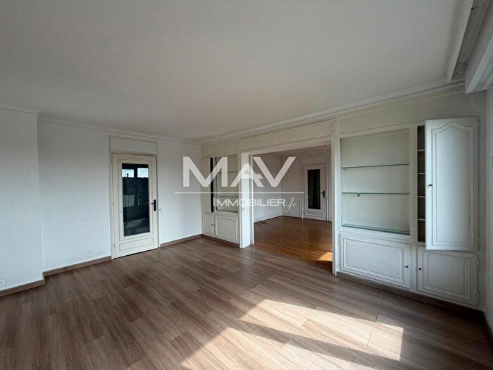 Appartement 6 pièces à vendre - Tourcoing, Centre-ville