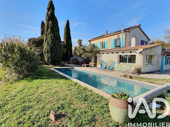 Maison à vendre - Arles, Barriol - 5 pièces - 4 chambres