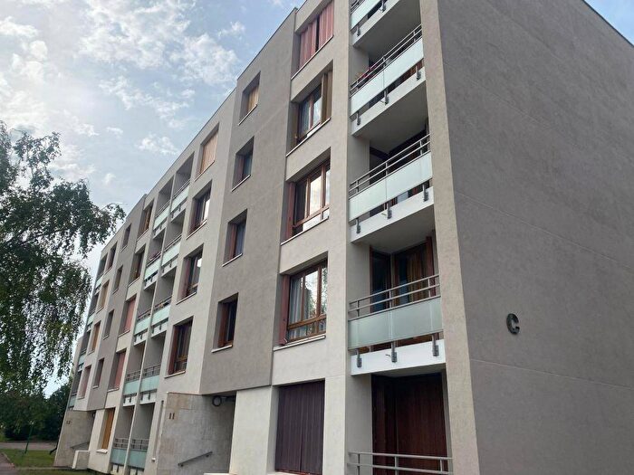 Appartement à louer - Les Loges-Montapins Ouest, Nevers - 4 pièces - 3 chambres