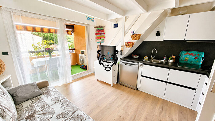 Appartement 1 pièce à Roquebrune-sur-Argens, Les Terrasses, à vendre