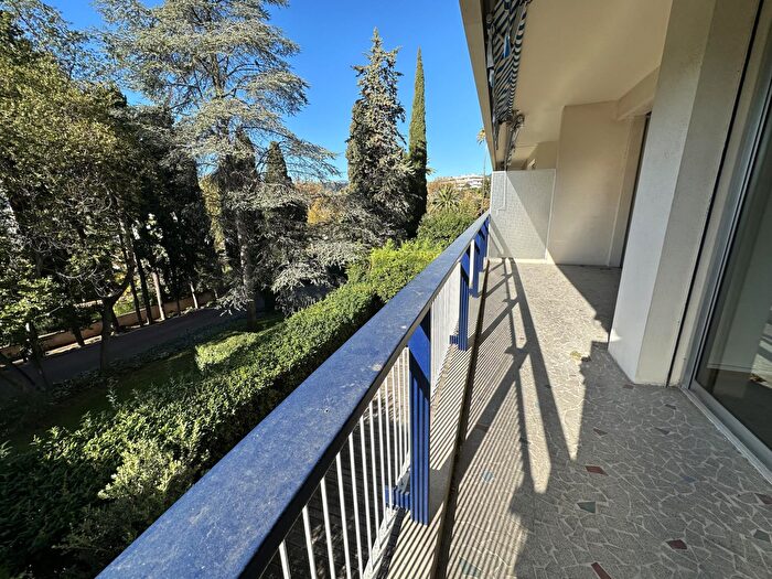 Appartement à vendre - Nice, Cimiez - 3 pièces - 2 chambres