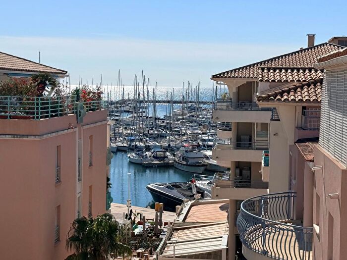 Appartement à vendre - Fréjus, Fréjus Plage - 2 pièces - 1 chambre