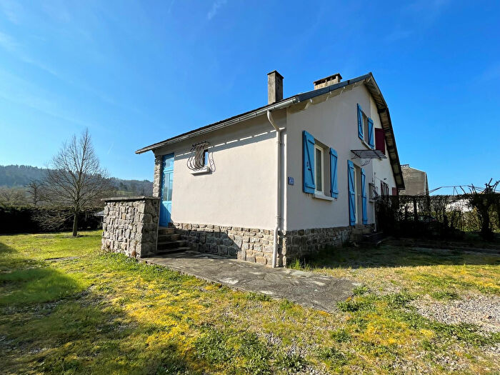 Maison à vendre - Champs-sur-Tarentaine-Marchal - 3 pièces - 2 chambres