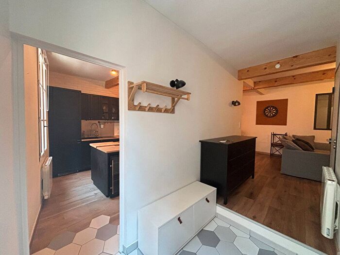 Appartement à louer - Centre Ville, Aix-en-Provence - 3 pièces - 2 chambres