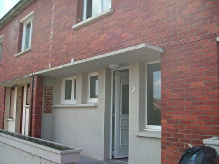 Maison à louer - Fouquereuil - 4 pièces - 3 chambres