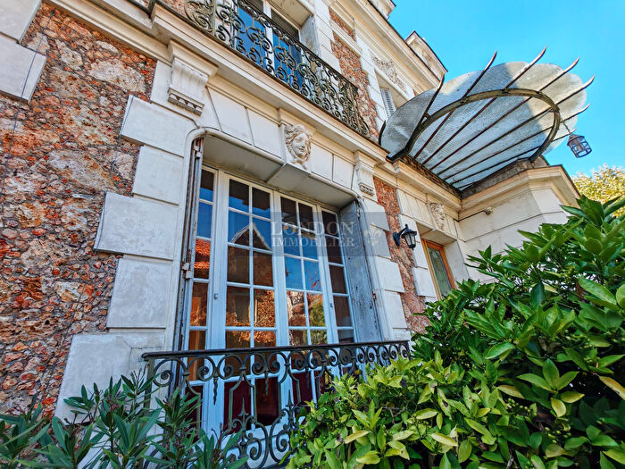 Maison à vendre - Versailles - 9 pièces - 6 chambres