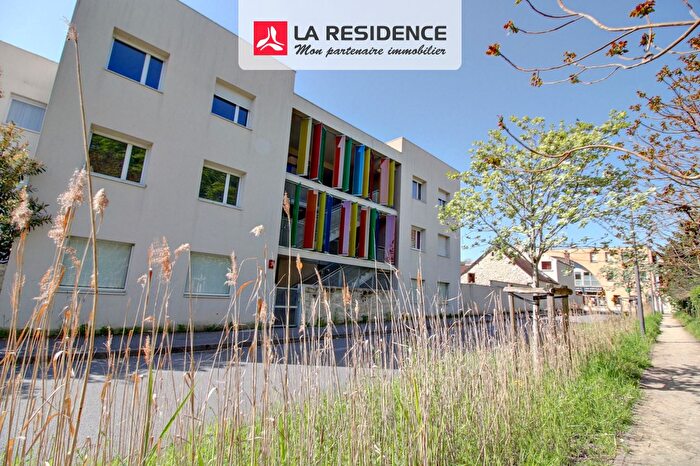 Les Mureaux, Centre-ville : Appartement 3 pièces à vendre