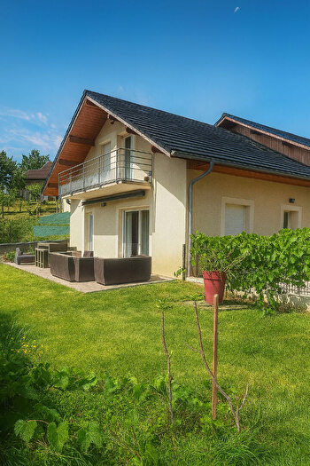 Maison à vendre - Challes-les-Eaux - 5 pièces - 4 chambres