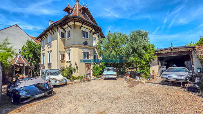 Houilles, Le Réveil-Matin : Maison 8 pièces à vendre