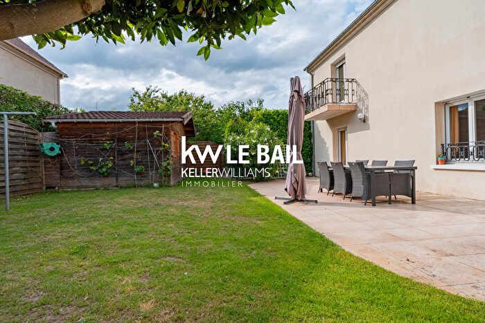 Maison à vendre - Pontoise, Les Cordeliers - 8 pièces - 5 chambres