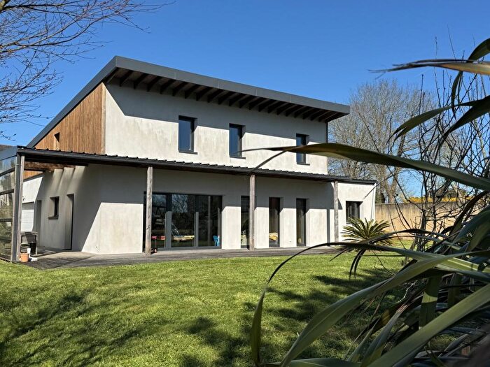 Maison à vendre - Nivillac - 5 pièces - 4 chambres