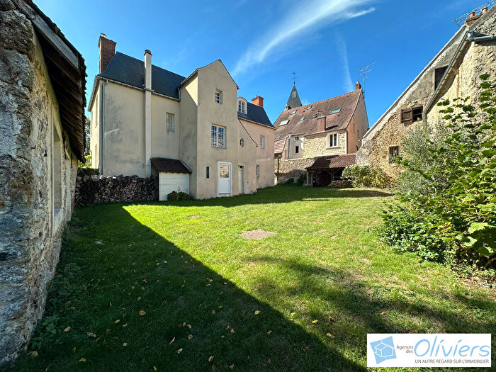 Maison 11 pièces à Dampierre-en-Yvelines, à louer