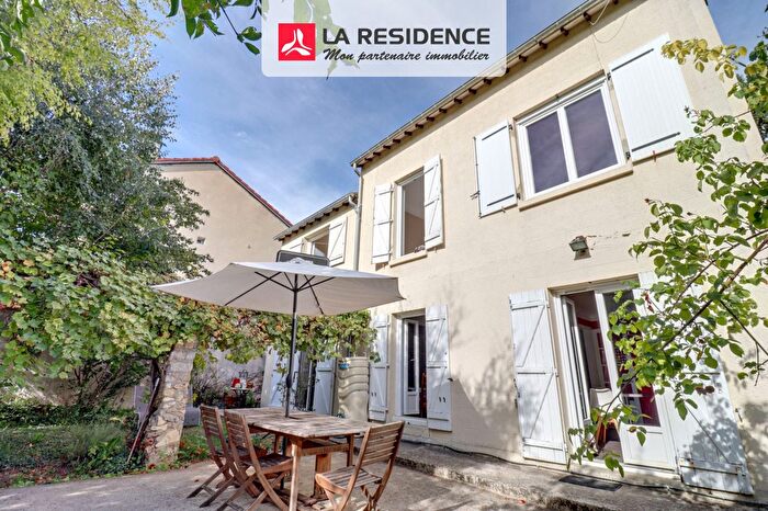 Verneuil-sur-Seine : Maison 5 pièces à vendre