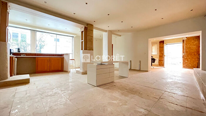 Appartement à vendre - Paris e , Belleville, Saint-Maur - 4 pièces