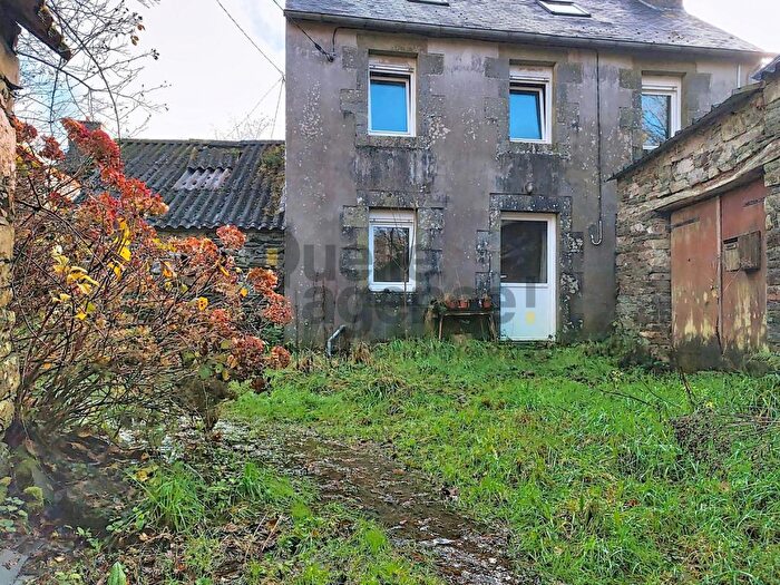 Maison à vendre - Saint-Rivoal - 2 chambres