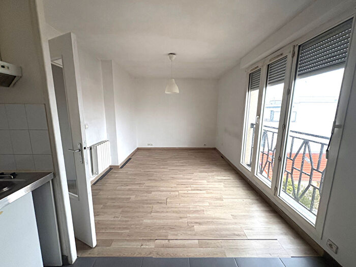 Appartement à louer - Bezons, Chênes, Val Notre Dame - 1 pièce