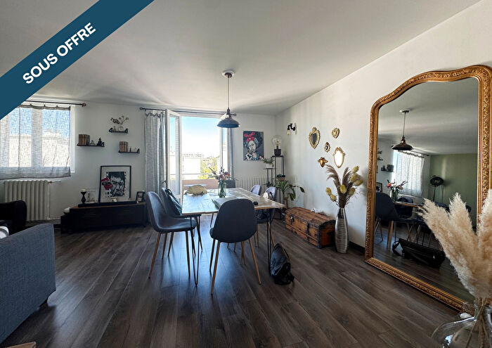 Appartement à vendre - Valence, Grand Charran - 3 pièces - 2 chambres