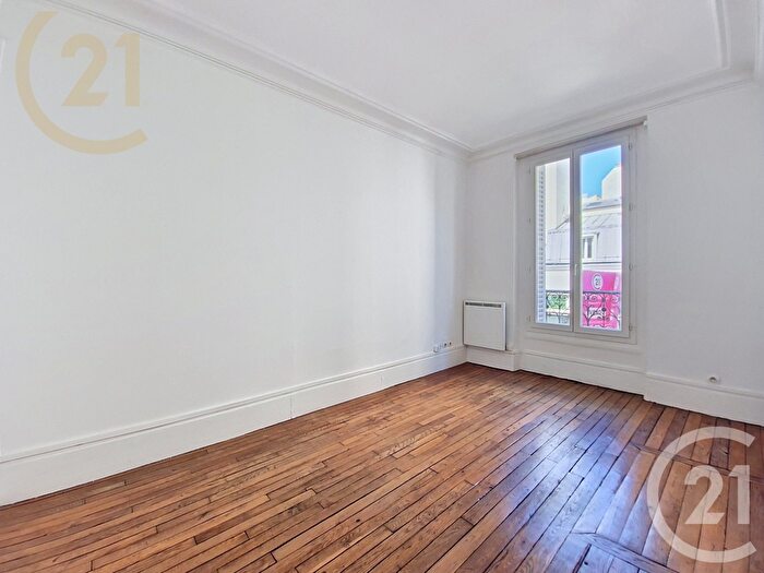 Levallois-Perret, Henri Barbusse : Appartement 2 pièces à vendre