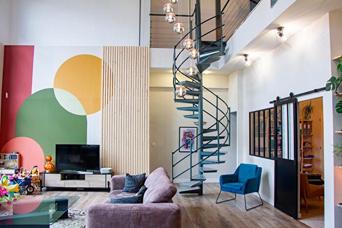 Maison à vendre - Mazamet - 7 pièces - 5 chambres