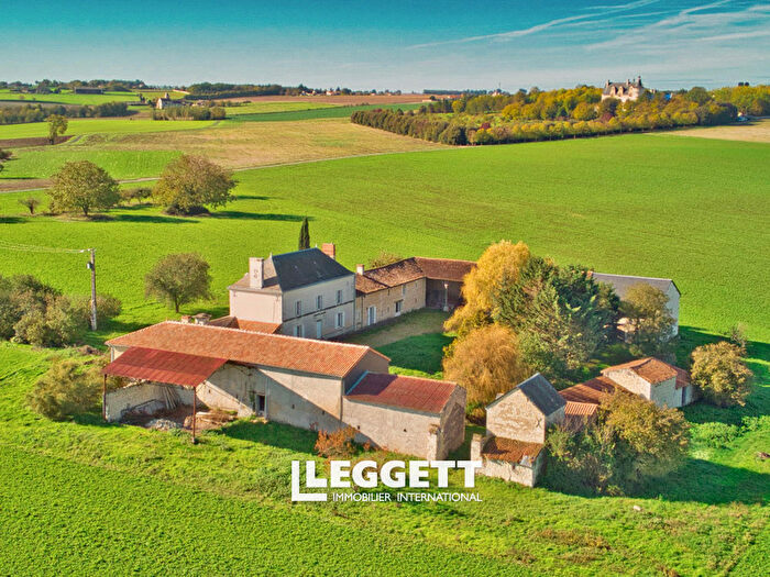 Maison à vendre - Prinçay - 4 pièces - 2 chambres