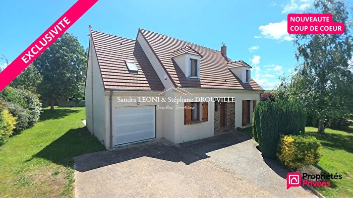 Maison 7 pièces à vendre à Épernon