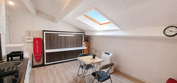 Appartement 1 pièce à Amélie-les-Bains-Palalda, à louer