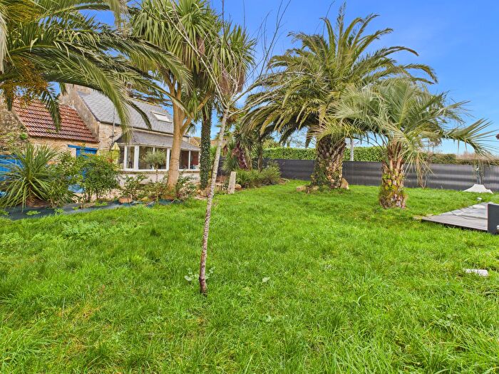 Maison à vendre - Plouénan - 2 pièces - 1 chambre