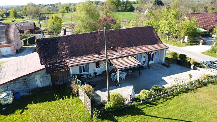 Maison à vendre - Louhans - 3 pièces - 2 chambres