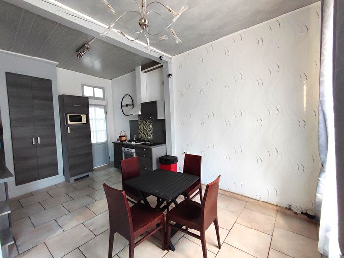 Maison à vendre - Le Tréport - 3 pièces - 3 chambres