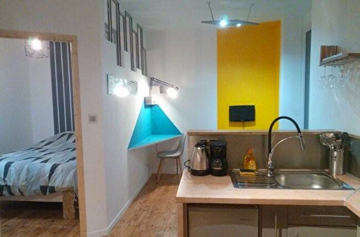 Appartement à louer - Jacquard, Saint-Étienne - 1 pièce