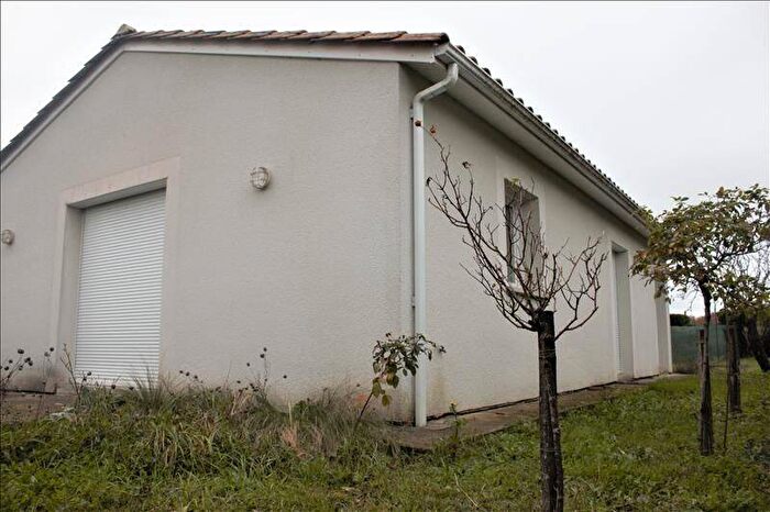 Maison 4 pièces à Saint-Estèphe, à louer