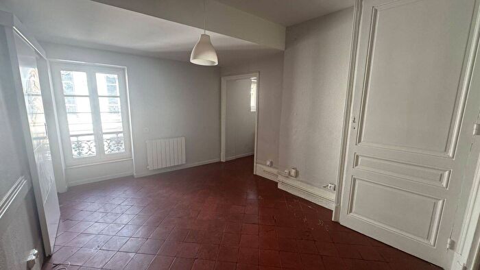 Appartement à louer - Pentes de la croix-rousse, Lyon er arrondissement - 2 pièces - 1 chambre