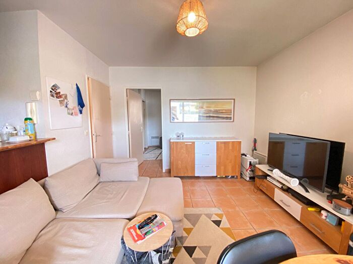 Appartement à louer - Centre Ville, Mont-de-Marsan - 2 pièces - 1 chambre