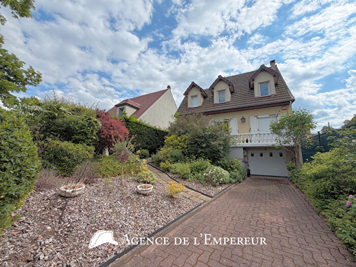 Rueil-Malmaison, Richelieu, Chataigneraie - Maison 6 pièces à vendre