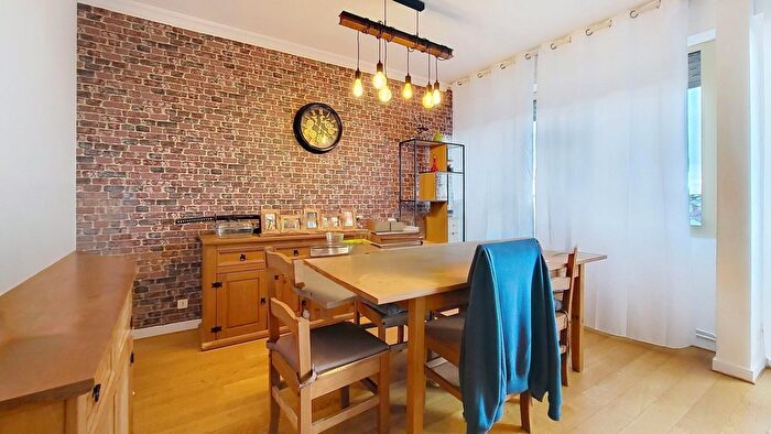 Appartement à vendre - Châteauroux, Cré, La Loge, Les Grands Champs, Les Méraudes, Touvent - 5 pièces - 4 chambres