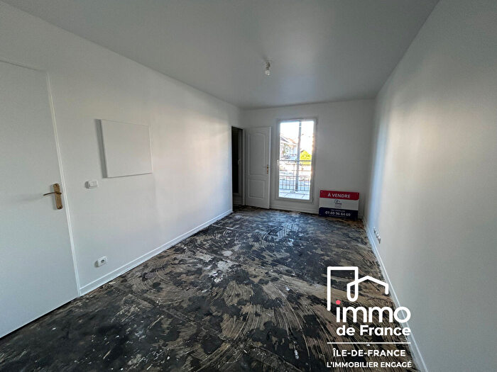 Appartement 2 pièces à vendre à Grigny, Centre-ville, Blanc Manteaux