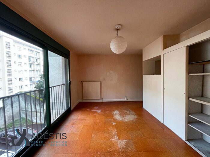 Appartement à vendre - Toulouse, Saint-Sernin - 1 pièce