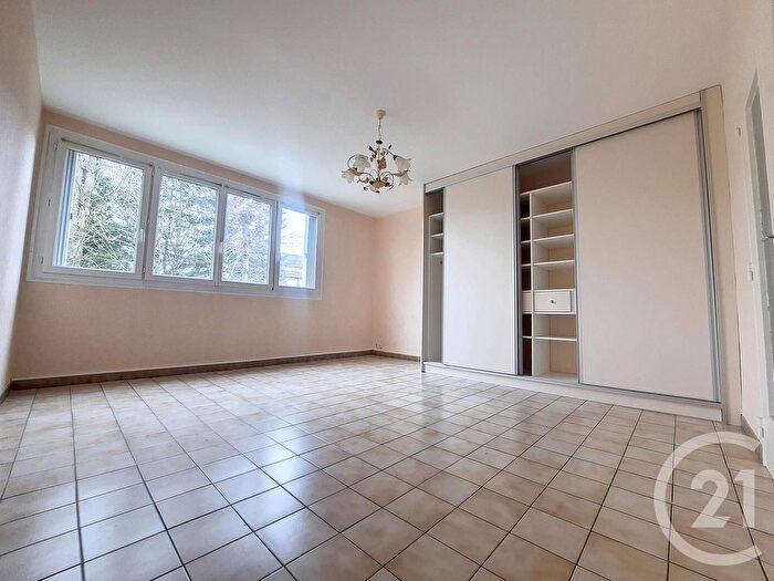 Châlons-en-Champagne, Centre-ville : Appartement 3 pièces à louer