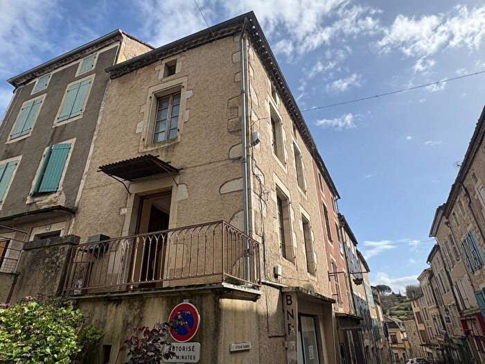 Maison à louer - Puy-lévêque - 7 pièces - 2 chambres